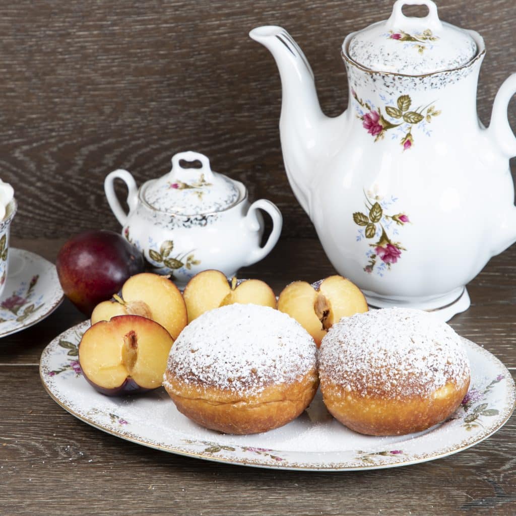 Paczki With Plum Filling (4 paczki per box) - European Food Express